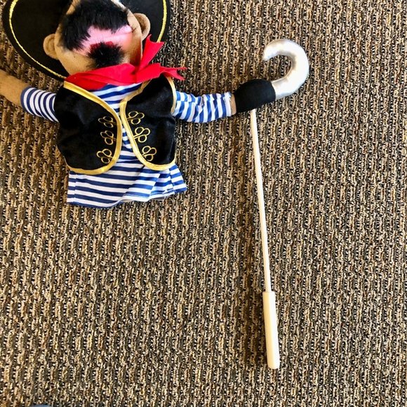 Melissa & Doug | Toys | Melissa Doug Pirate Hand Pocket Used | Poshmark